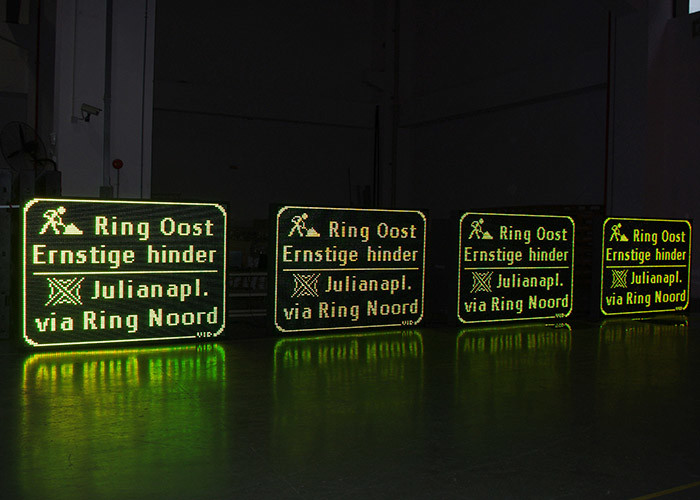 VMS 90Hz 25mm LED Matrix Display Board Outdoor Full Color Module