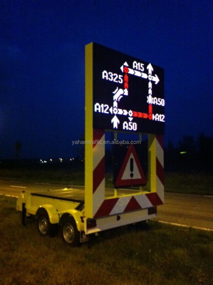 Trailer Mounted Portable VMS Signs LED Changeable Message Signs